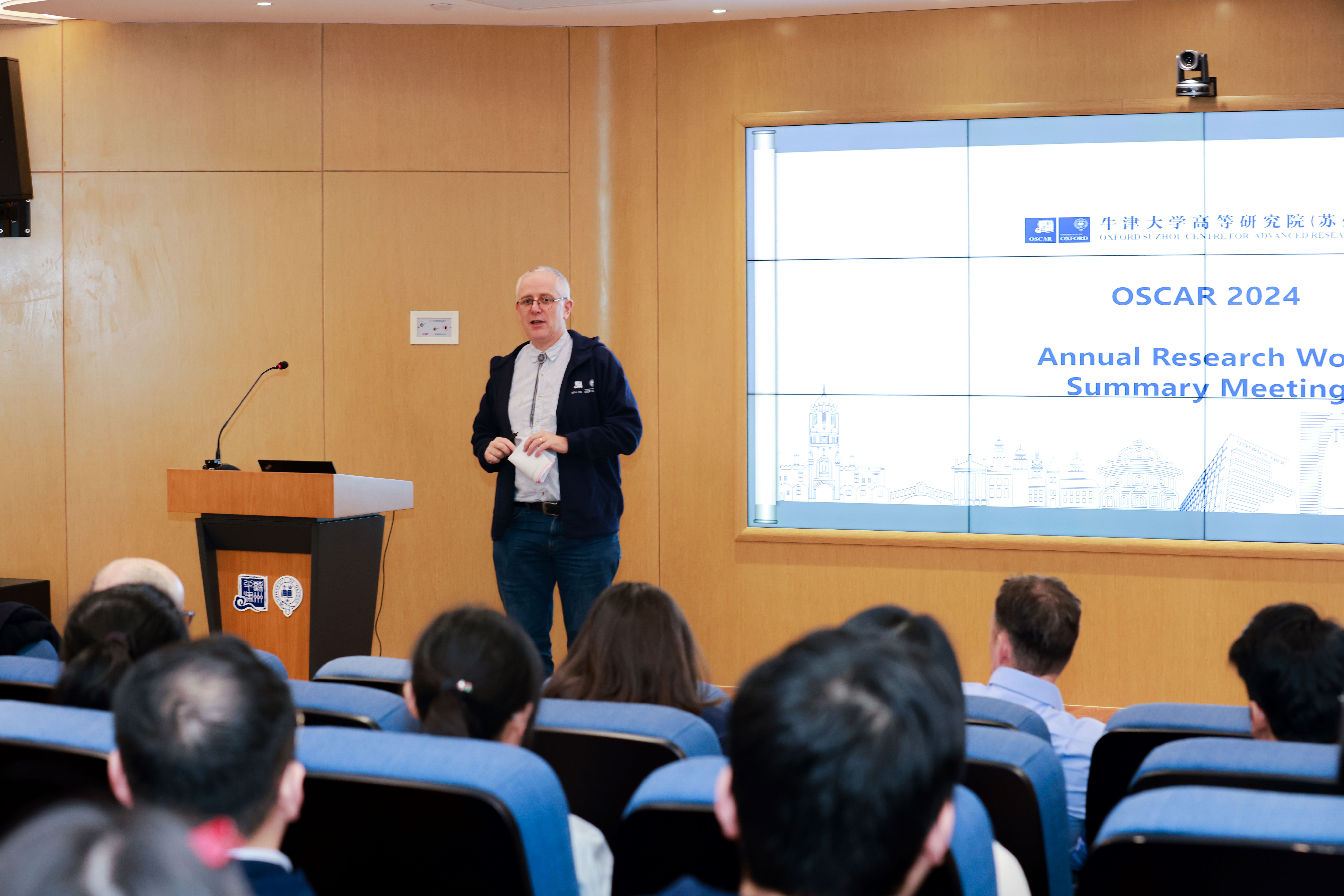 Head of Oxford MPLS Division Prof. James Naismith congratulates OSCAR ...